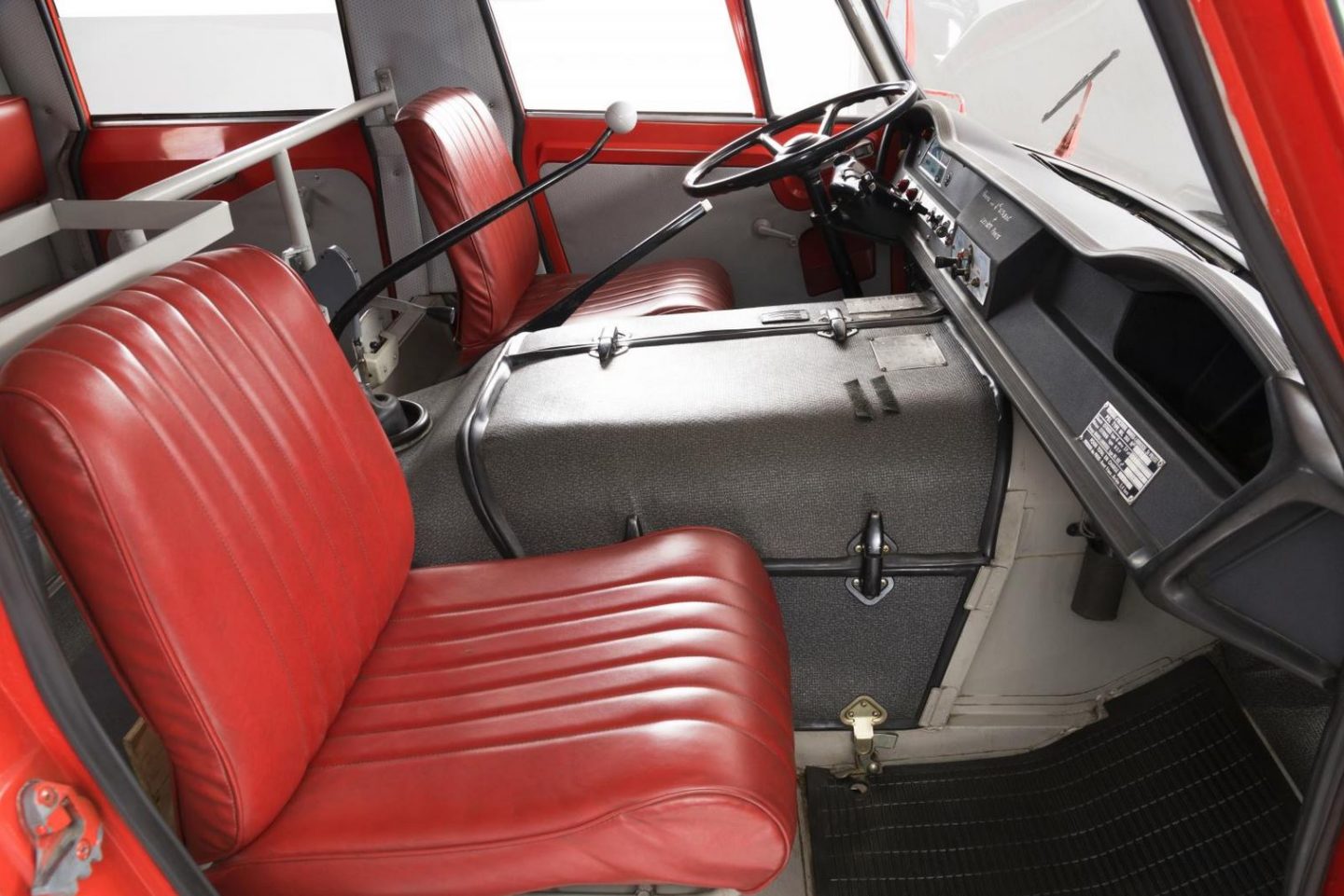 The Citroën Type N350 “Belphégor” Truck Celebrates its 55th Anniversary ...