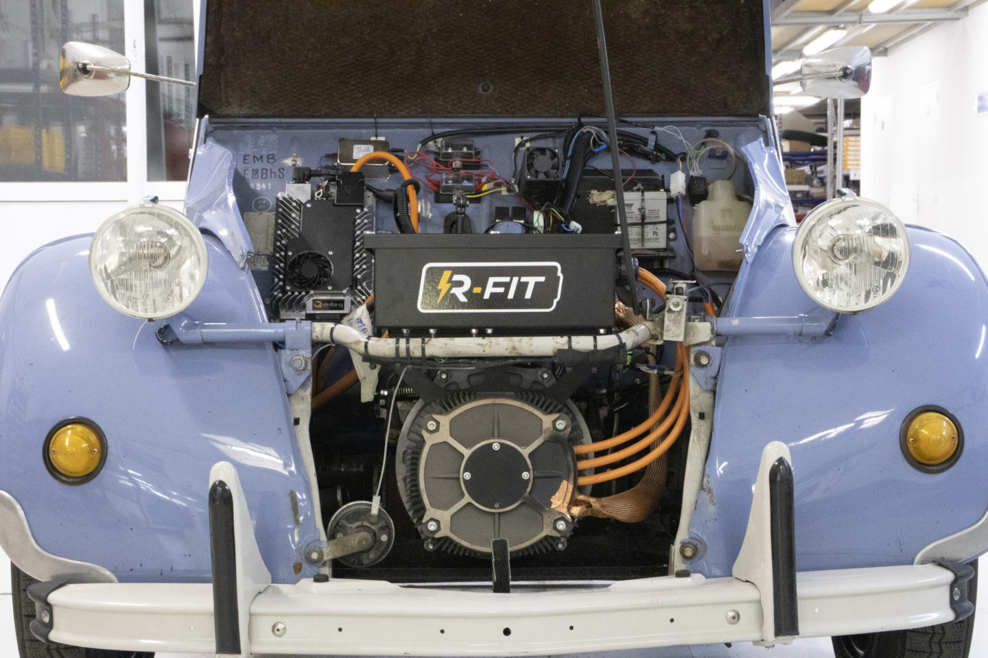 2CV Méhari Club Cassis Moves to Electrify the Deuche - Citroënvie!