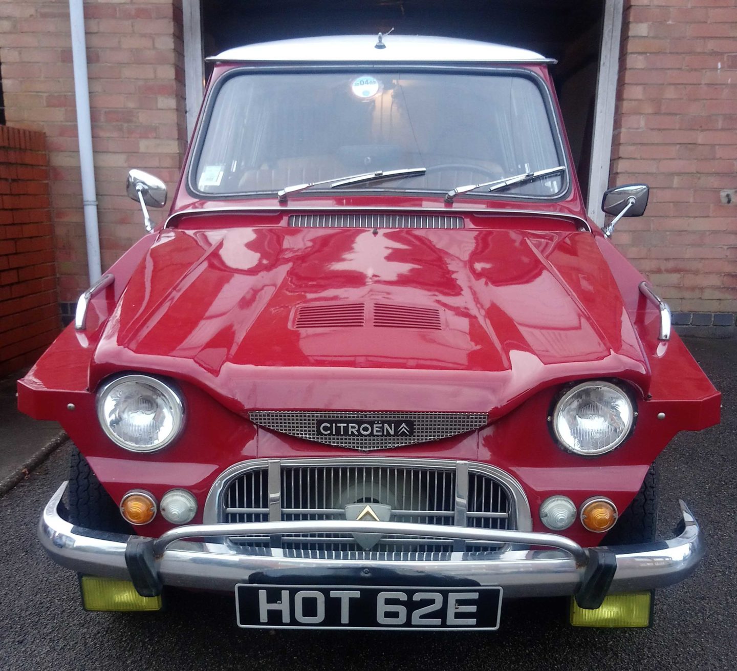 A Most Unusual Ami 6 - Citroënvie!