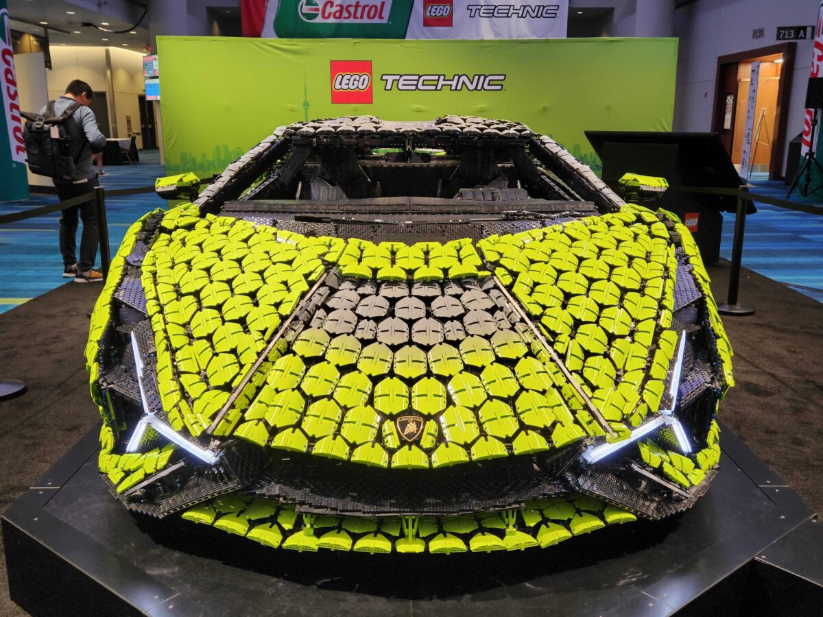 Full-Sized Lego Lambo - Citroënvie!