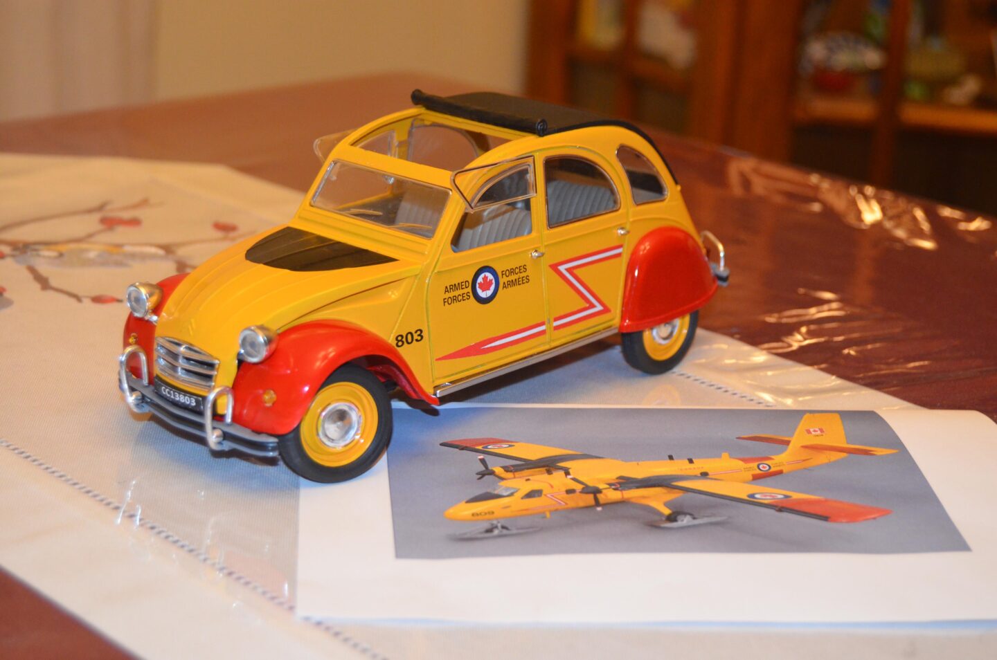 A Royal Canadian Air Force Inspired 2CV - Citroënvie!
