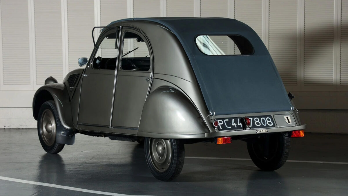 Early 2CV — Part of the Academy of Art University Collection Auction in ...