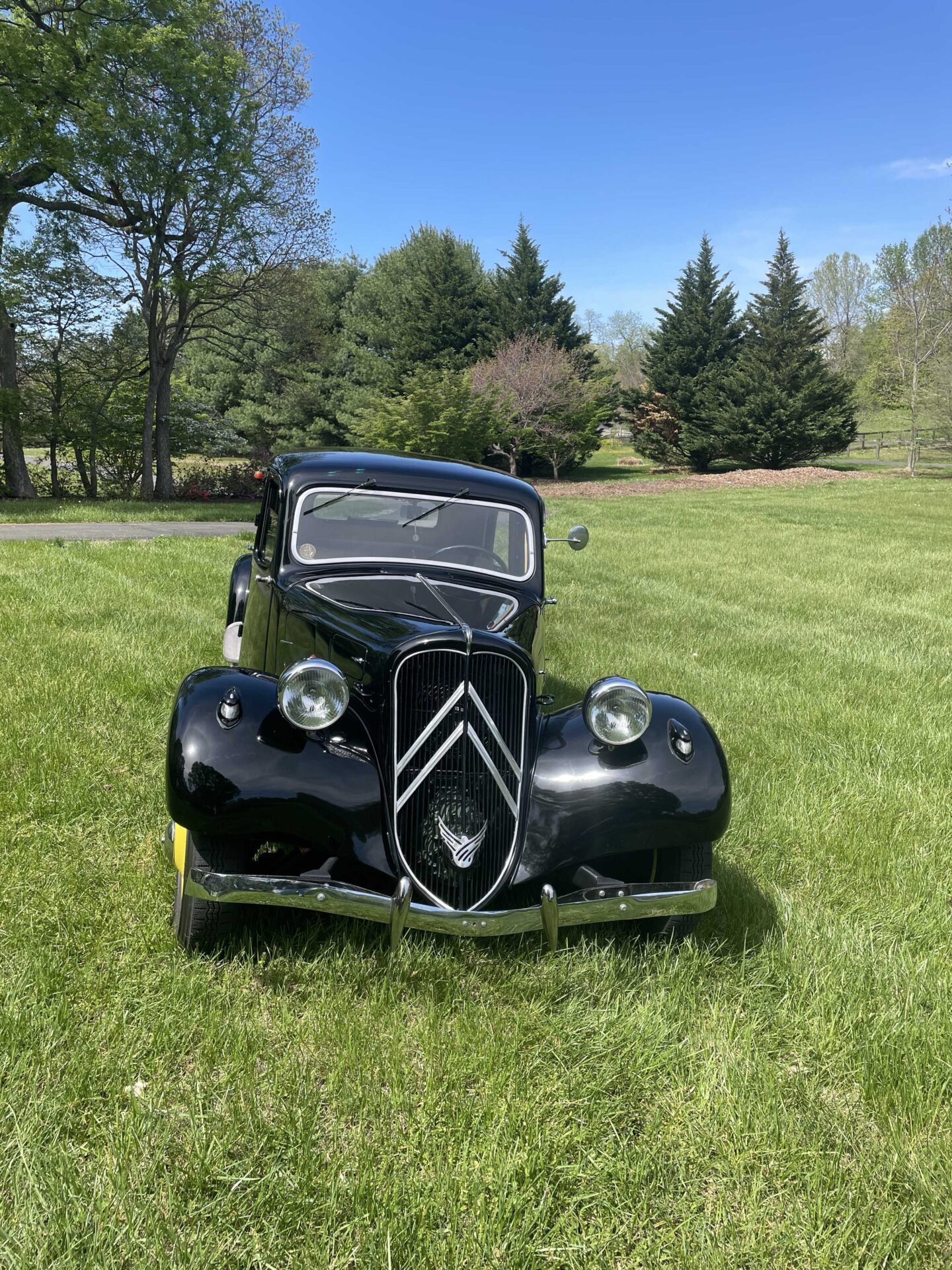 For Sale – 1946 Belgian-built Traction Avant 11BL - Citroënvie!