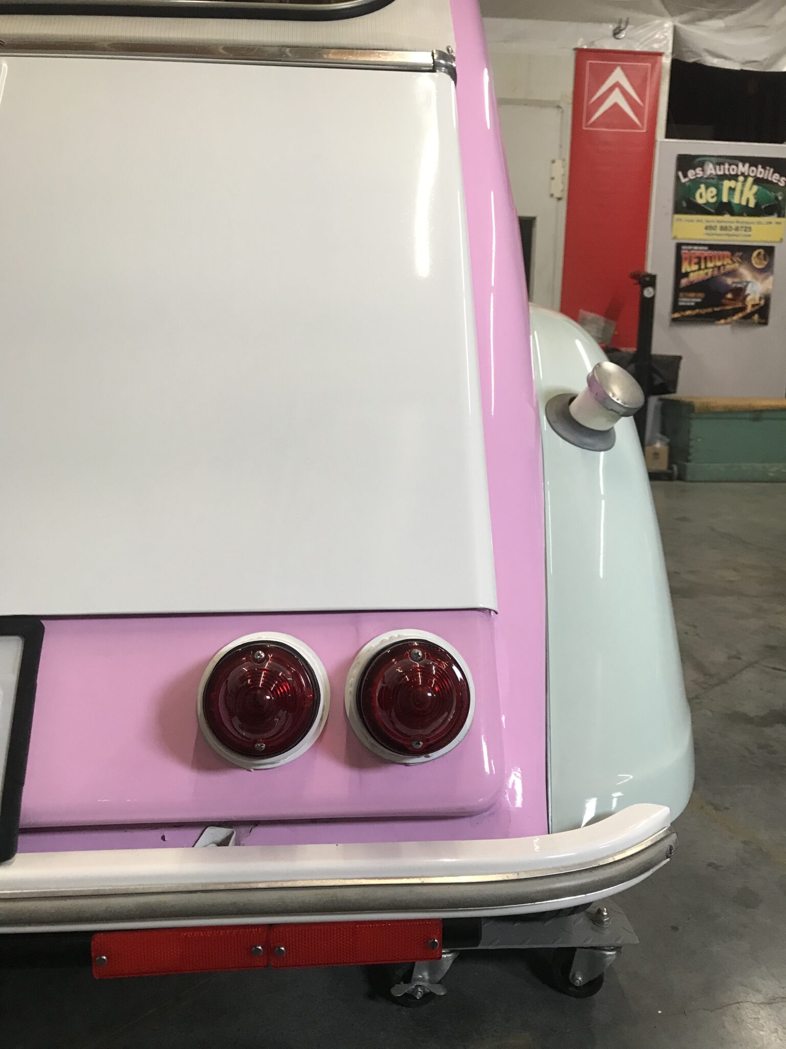 For Sale - 1966 Citroën 2CV "Pink Panther" - Citroënvie!