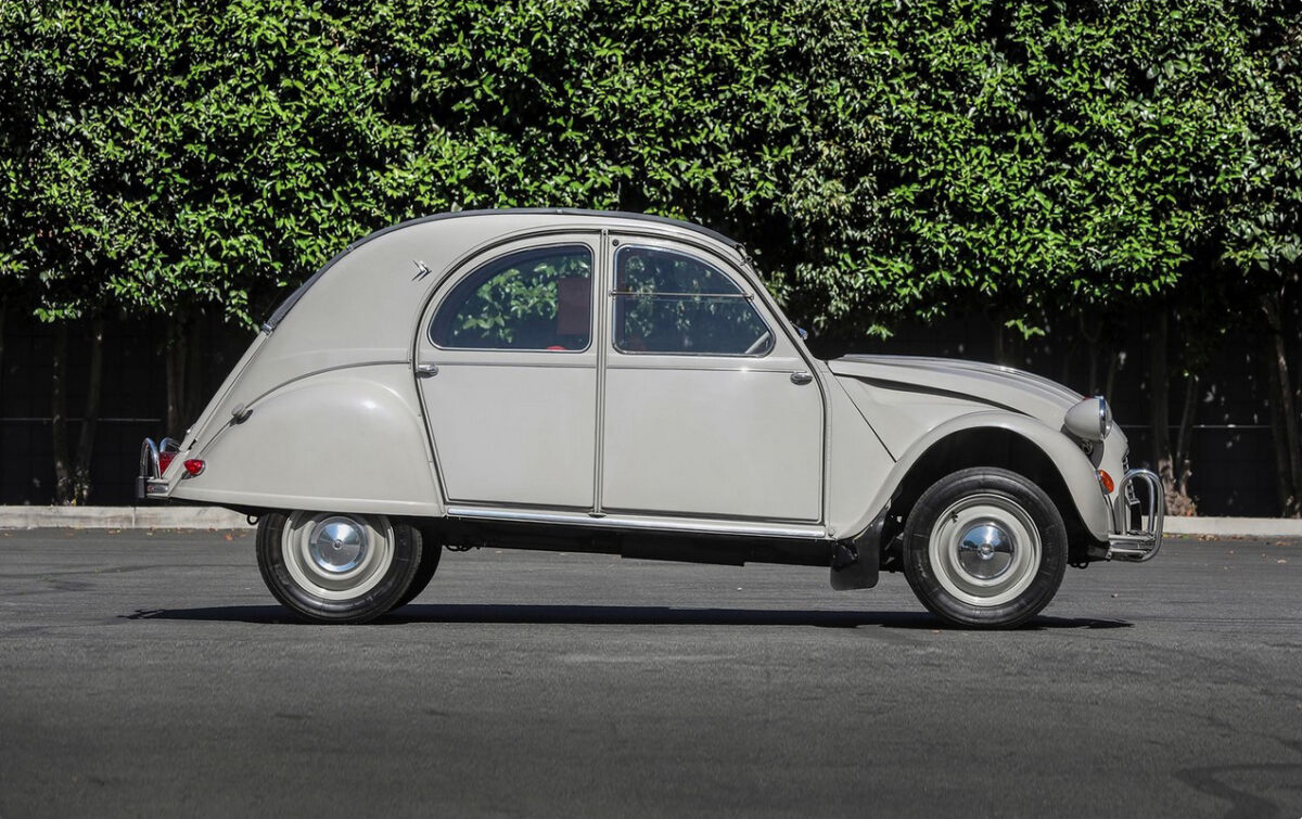 Low Mileage US Spec 2CV — Up For Auction Again - Citroënvie!