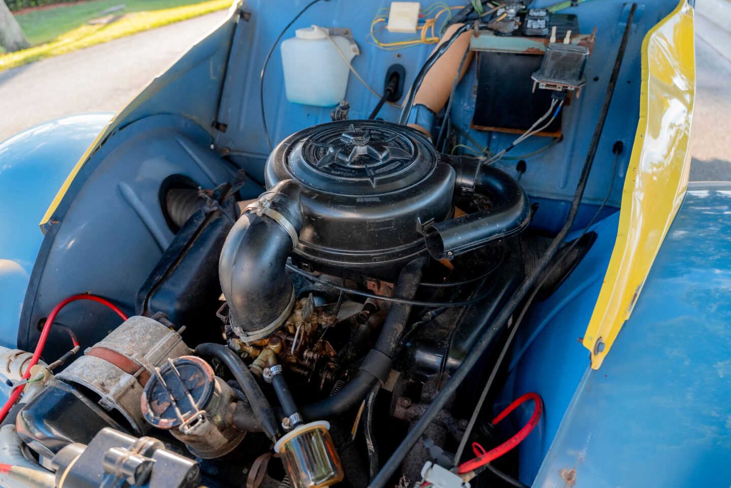 Christie Brinkley's 2CV — Auction Flip - Citroënvie!
